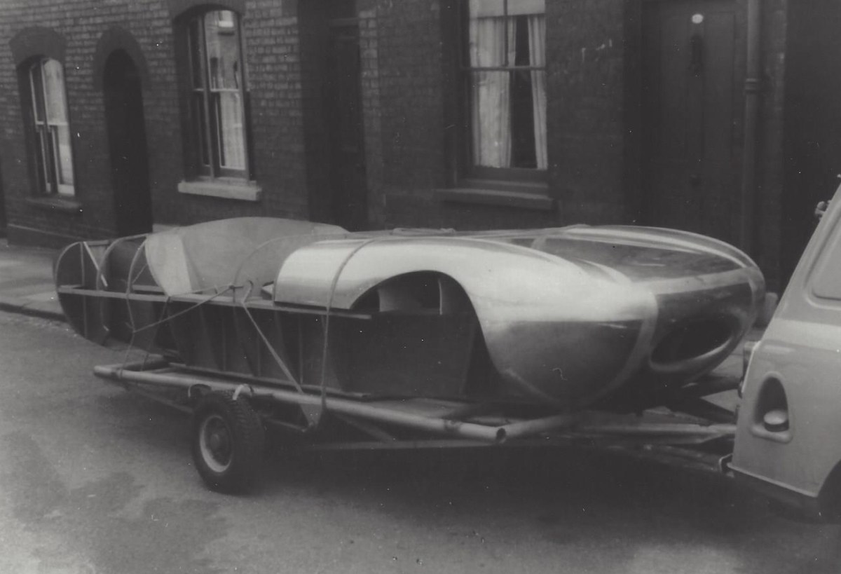 Luton Gullwing | Historic Marcos Register