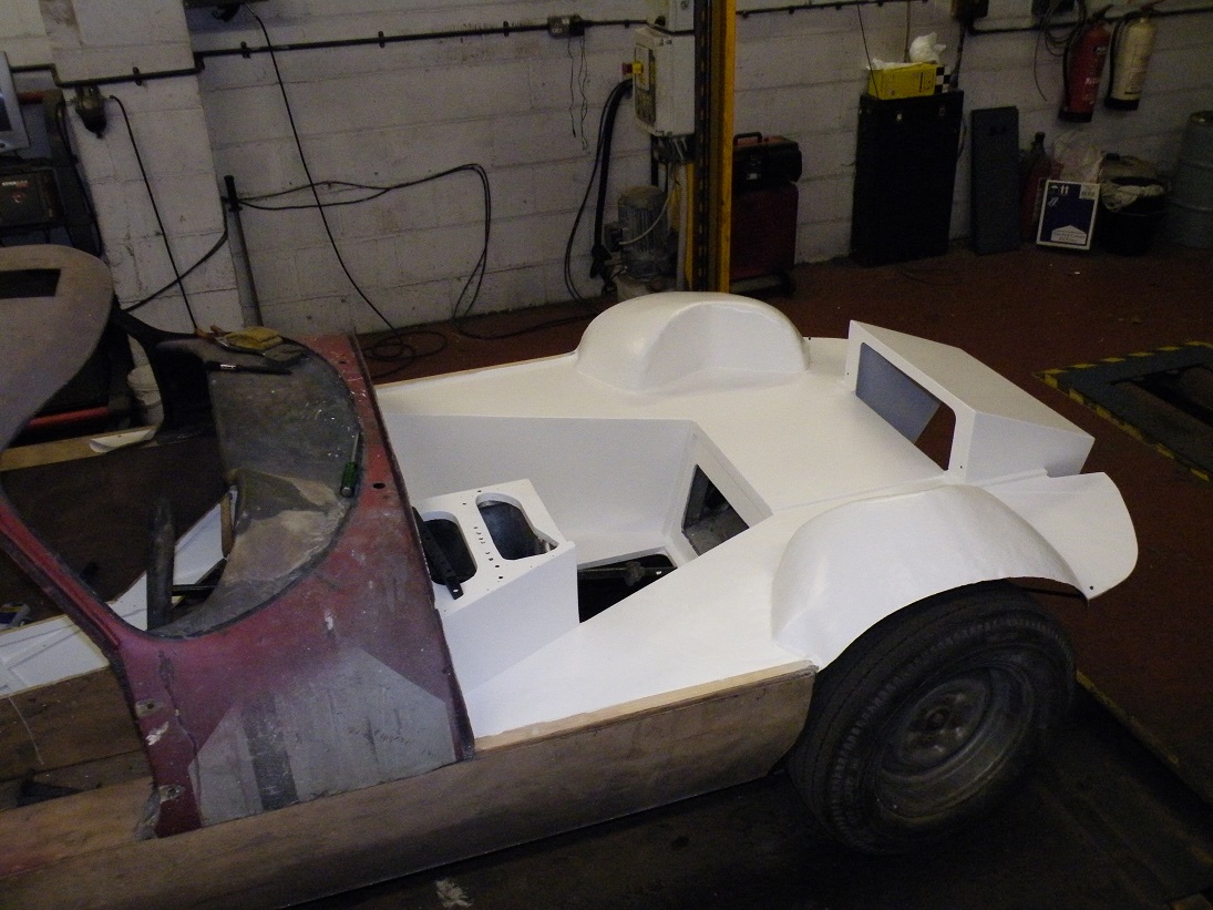 Gullwing-Fastback | Historic Marcos Register